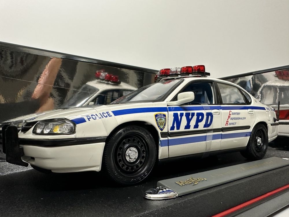 Chevrolet Impala NYPD 1:18, New York Police, Maisto, mit OVP (Gebraucht ...
