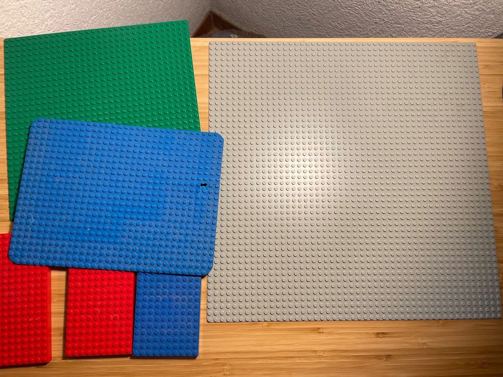 Plaque LEGO (D'occasion) à Cournillens pour CHF 20 – avec livraison ...
