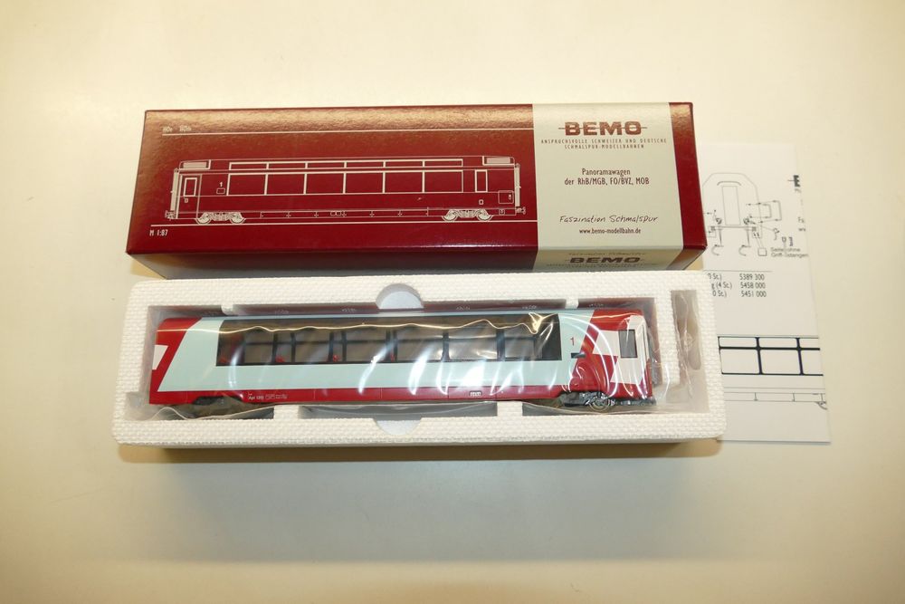 Bemo H0m: RhB 1.Kl. Panoramawagen Api 1311 Glacier Express (Neu und originalverpackt) in ...