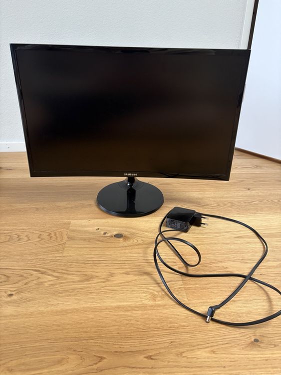 Samsung Curved Monitor (24") C24F390FHU (Gebraucht) in Horgen für CHF ...