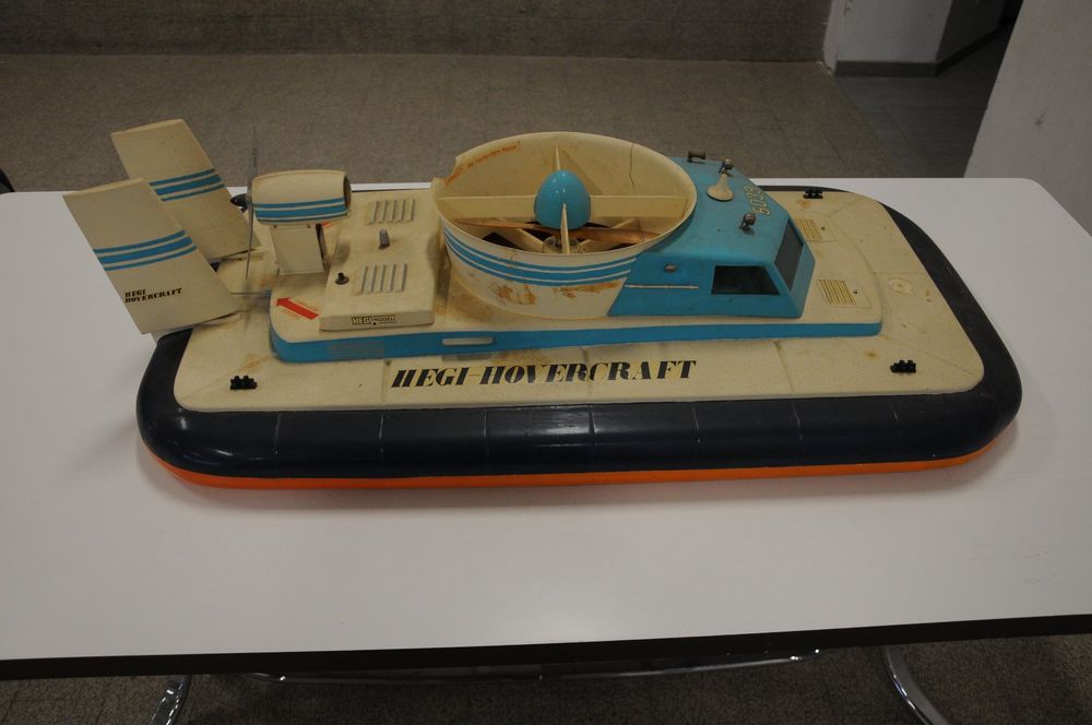 Hovercraft (Gebraucht) in Ernetschwil für CHF 51 – nur Abholung auf ...