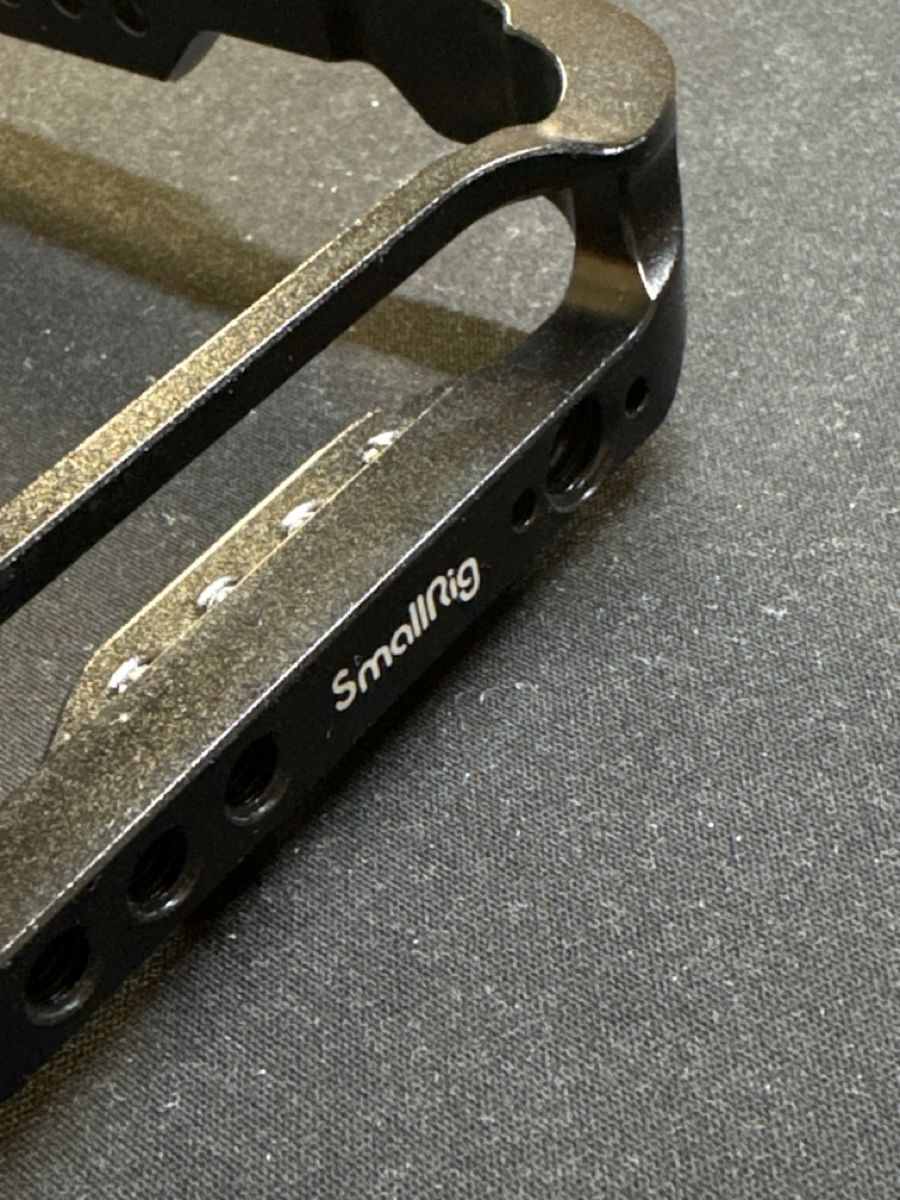 CAGE SMALL RIG POUR ATOMOS SHINOBI À 1.- (D'occasion) à Farvagny-le ...