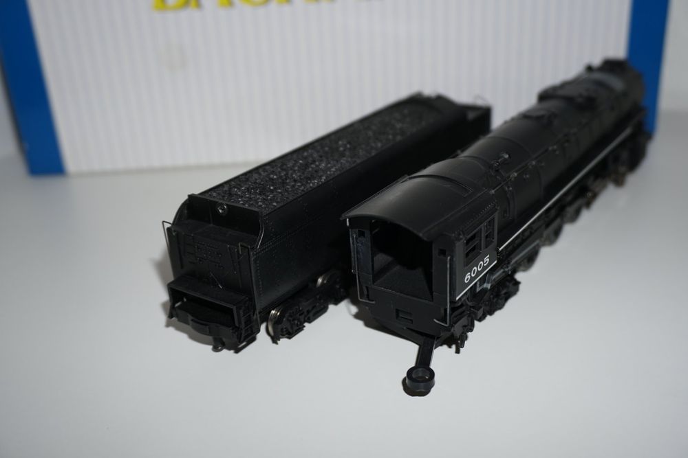 Bachmann 11305 - New York Central Niagara 4-8-4 H0/DC (Gebraucht) in ...