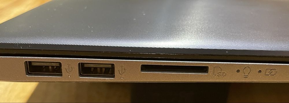 ASUS VivoBook X510UAR (Intel(R) Core i7-8550U CPU 1.80GHz) (Gebraucht ...