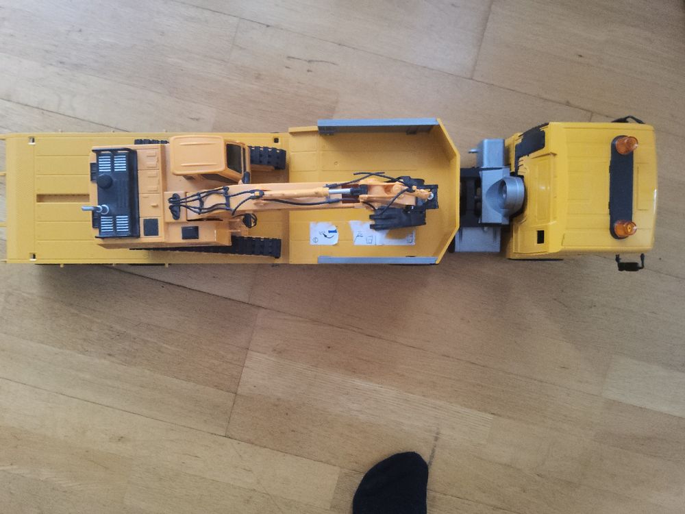 Bruder MAN Tieflader ( leider keine rammpen )matic Bagger (Gebraucht ...