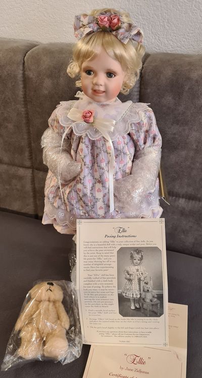 Künstlerpuppe Ellie von Jane Zidjunas, NEU, OVP (Neu und ...