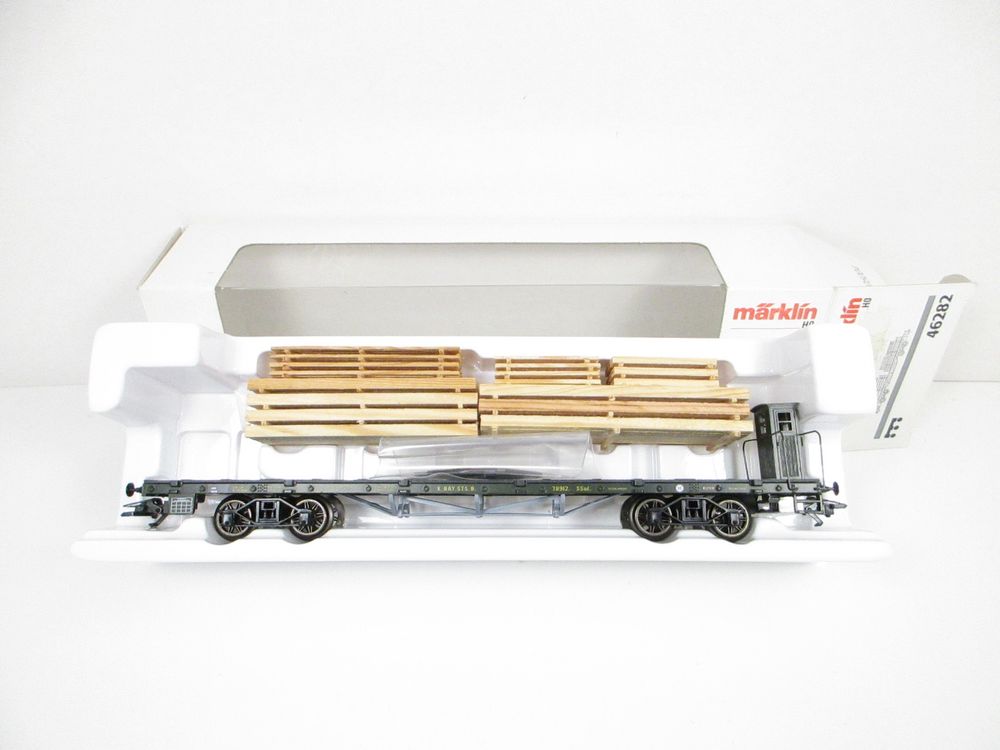 Märklin H0 46282 Flachwagen mit Holzstapel (K.Bay.Sts.B.) (Neu und ...
