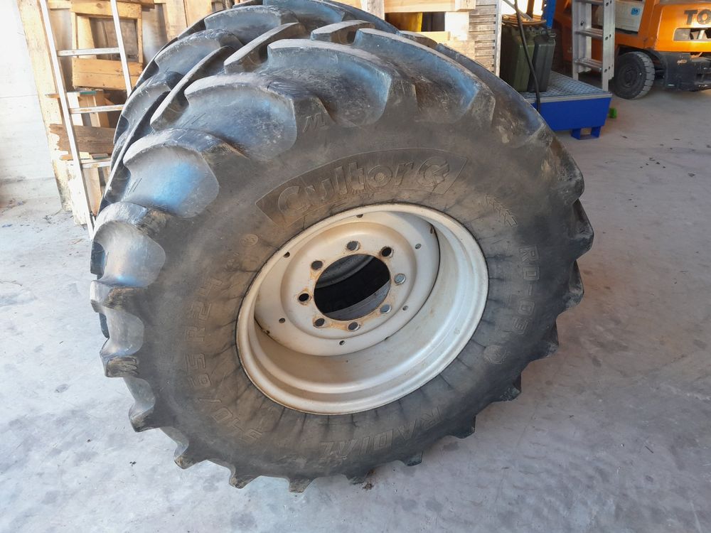 Kompletträder 540/65 R 24 (Gebraucht) in Ebnat-Kappel für CHF 1200 ...