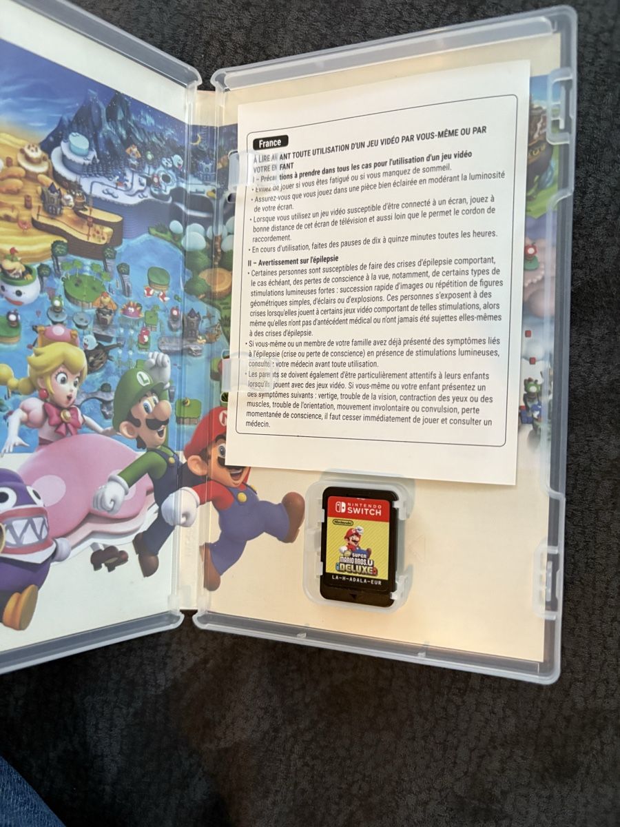 New Super Mario Bros. U Deluxe - Nintendo Switch (D'occasion) à Carouge ...