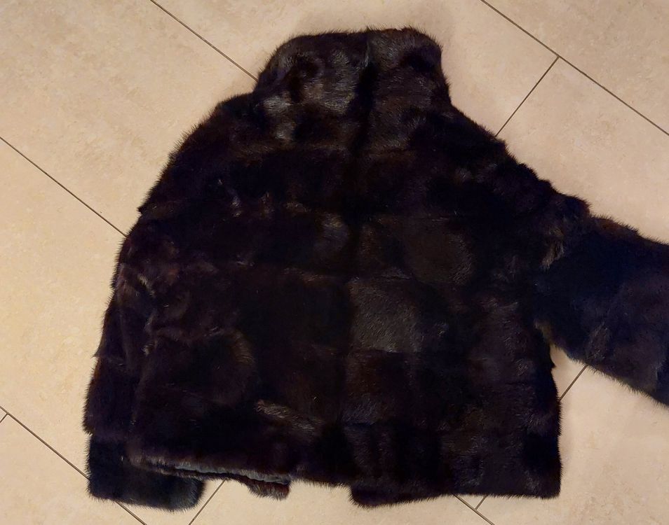 Nerz Jacke (Gebraucht) in Grafstal für CHF 115 – mit Lieferung auf ...