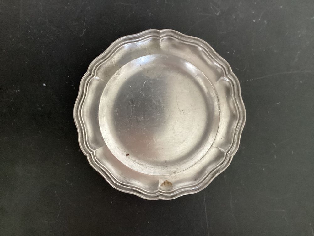 1 Glasuntersetzer (Zinn) (Gebraucht) in Adliswil für CHF 1 – mit Lieferung auf Ricardo kaufen