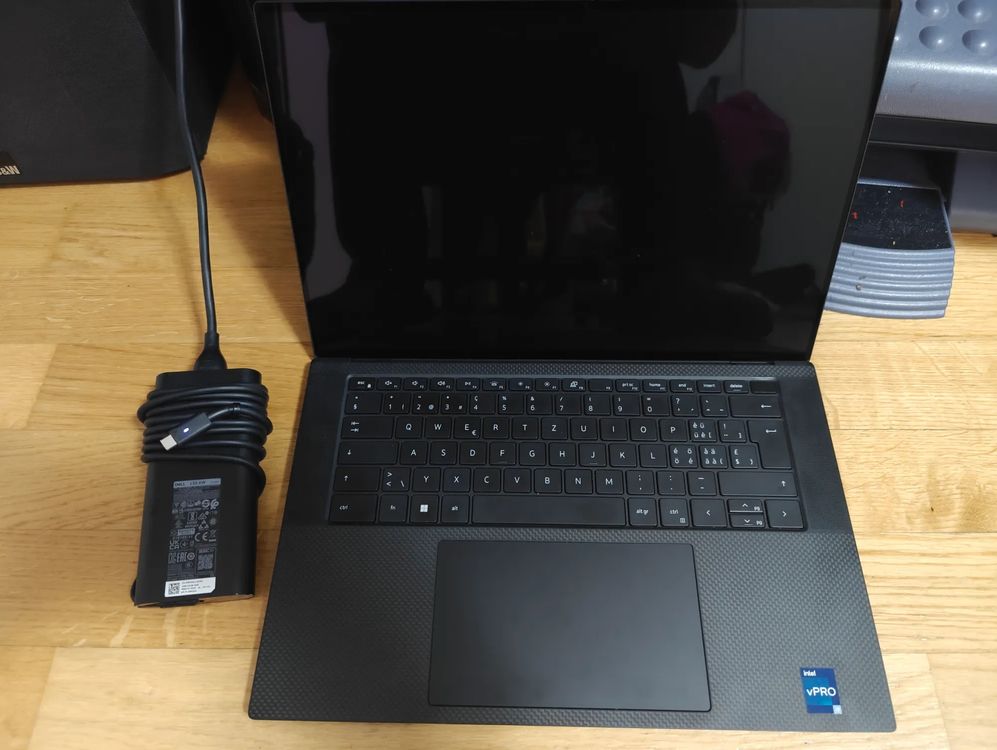 Dell Precision 5570 15.60" 1000GB 32GB RAM, CH, I9 12900H (Neu (gemäss ...