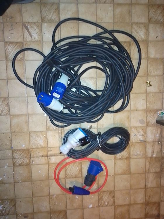 Stromkabel 16A Camping Adapter Set (Gebraucht) in Oberwil BL für CHF 50 ...