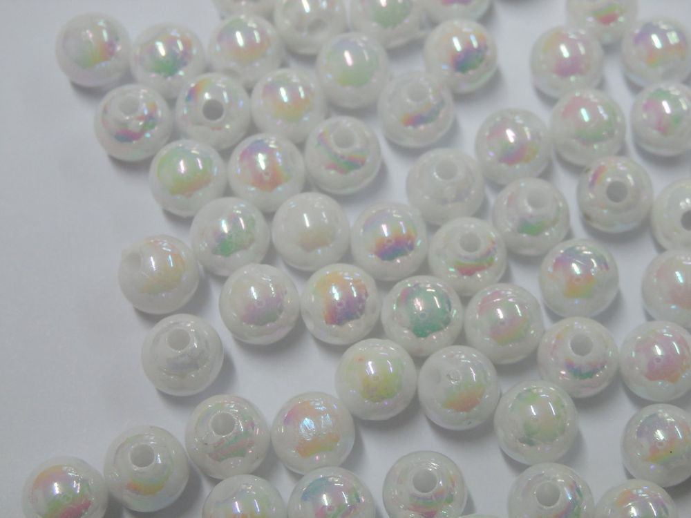 200 Acryl Perlen Farbenfroh (1276) (Neu und originalverpackt) in Blatten-Naters für CHF 1 – mit ...