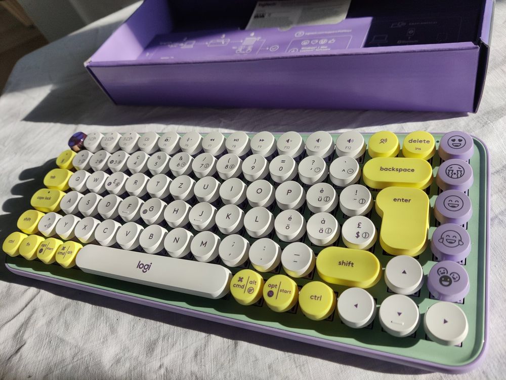 Logitech POP Keys Tastatur/clavier (Neu (gemäss Beschreibung)) in ...