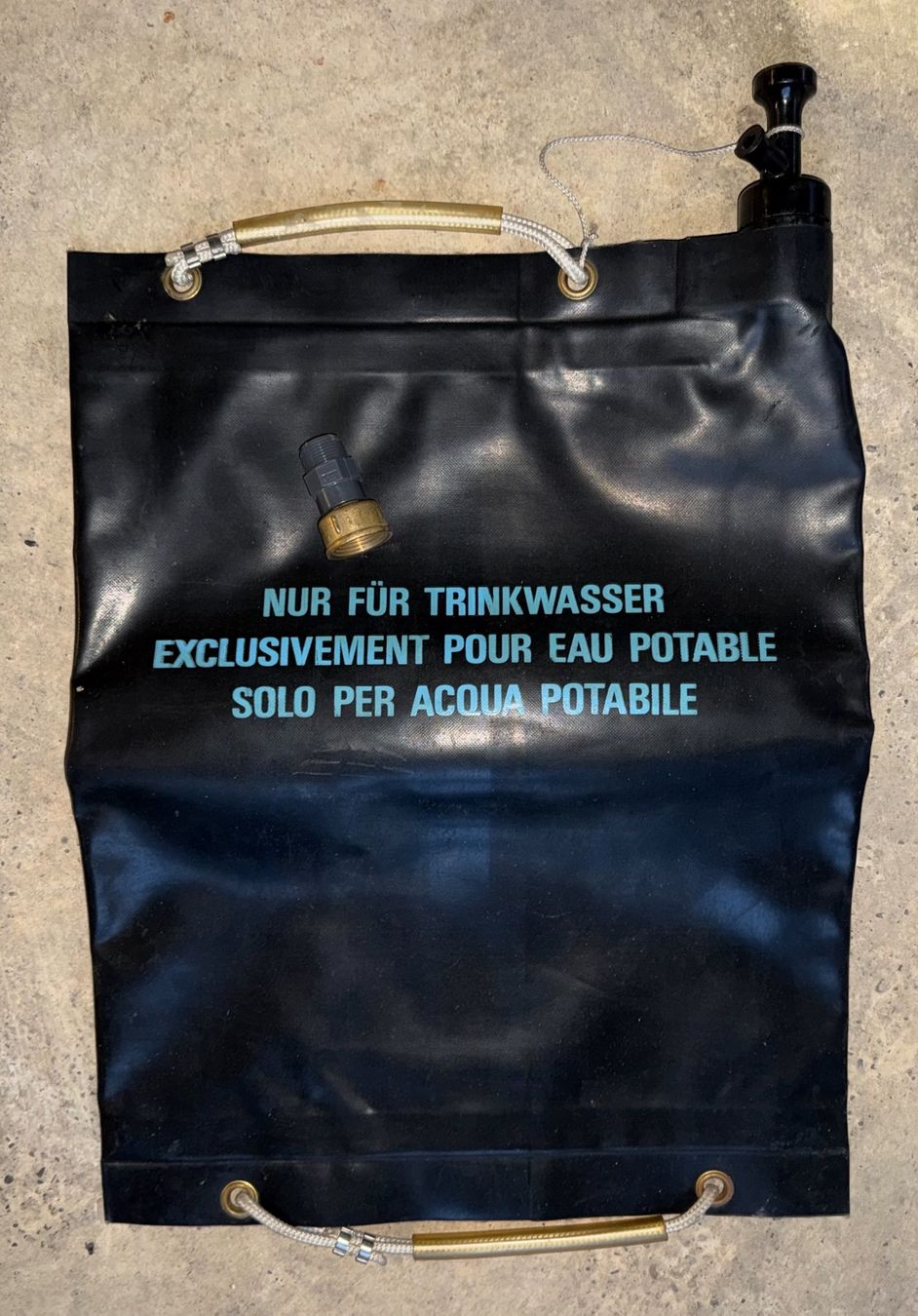 Wassersack Schweizer Militär mit Schlauchanschluss optional (Gebraucht ...