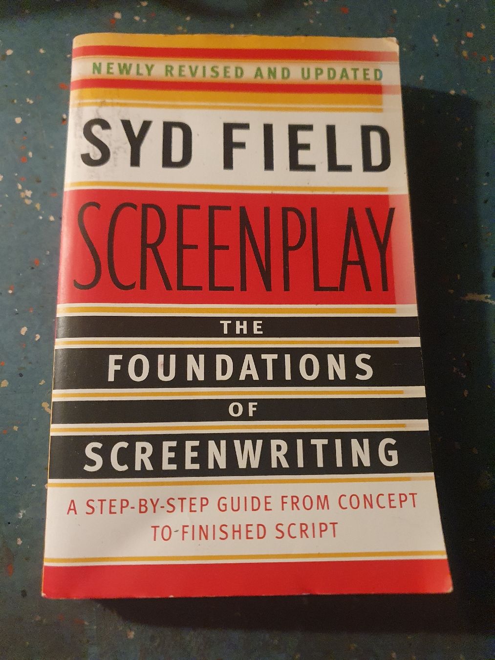 Syd Field's Screenplay: Foundations of Screenwriting Guide (Gebraucht ...