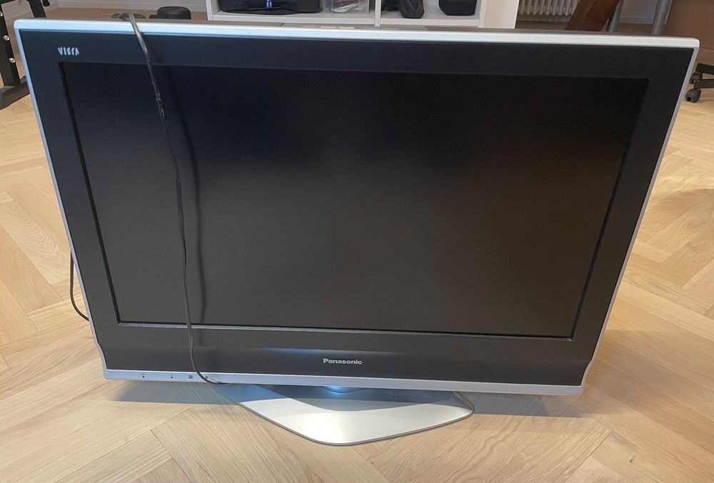 32'' Panasonic LCD TV | Kaufen auf Ricardo