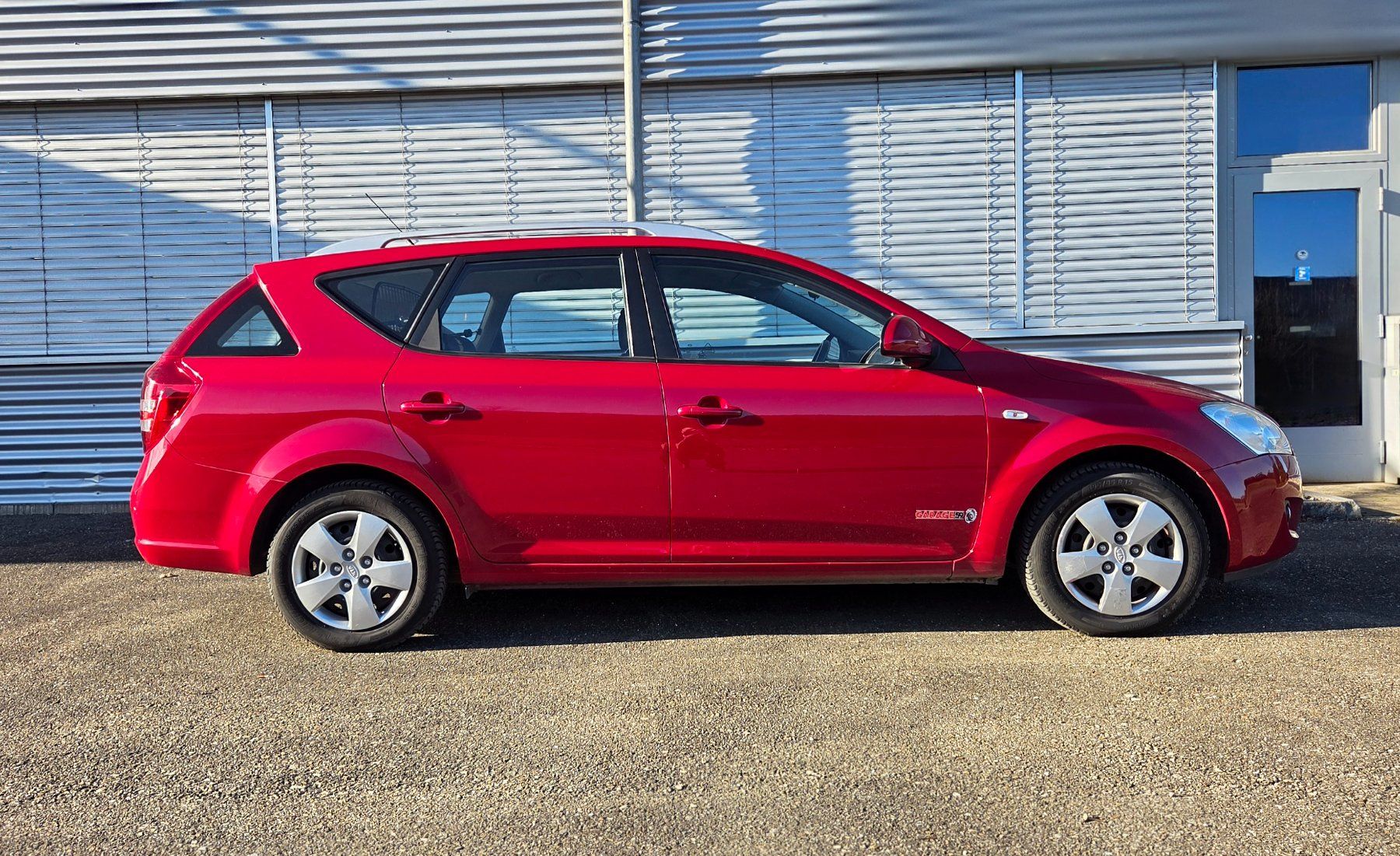 Kia Ceed 1.4 SW mit Anhänger - MFK 02.2026 - 1.Hand (Gebraucht) in ...