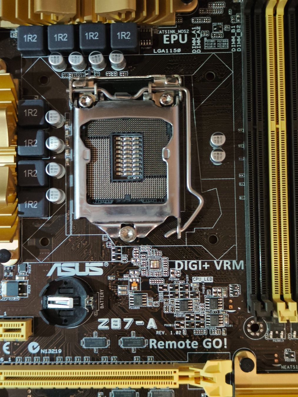 Ab CHF 1.- Mainboard Asus Z87-A LGA 1150 (Defekt) in Olten für CHF 1 ...