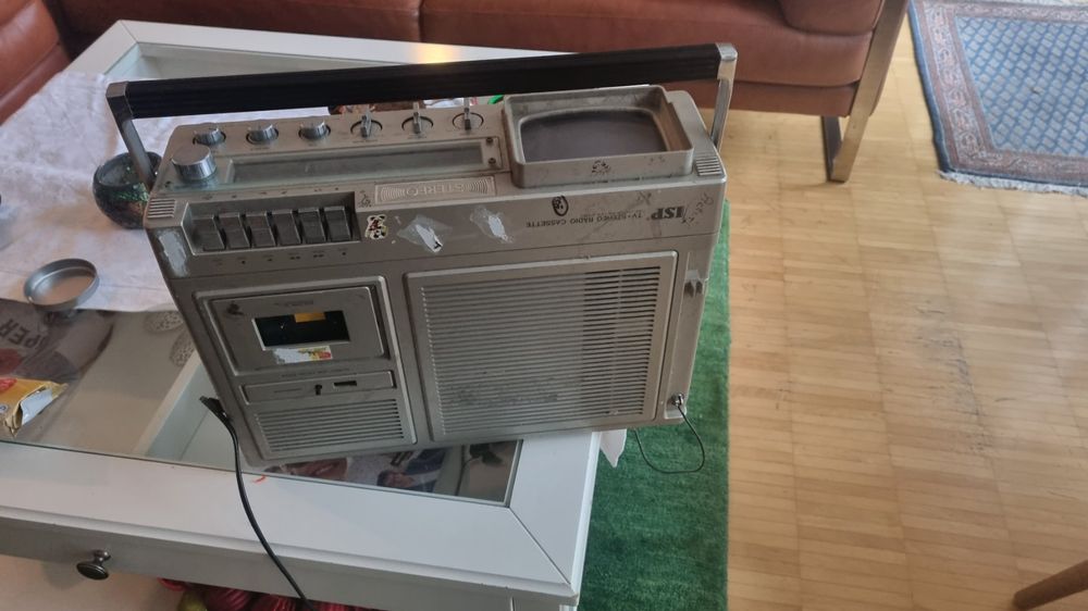 ISP Stereo Radio Cassette/TV Kombi 90 S (Gebraucht) in für CHF 18 – mit ...