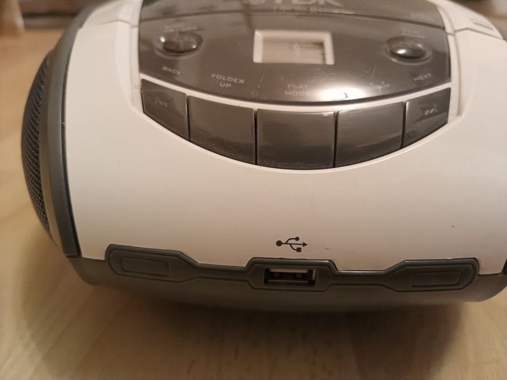 TDK Portable CD-Radio Boombox Am/FM & USB Plug | Kaufen auf Ricardo