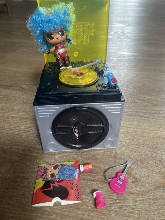 LOL Surprise Remix Puppe & DJ-Pult (Gebraucht) in Murten für CHF 5 ...