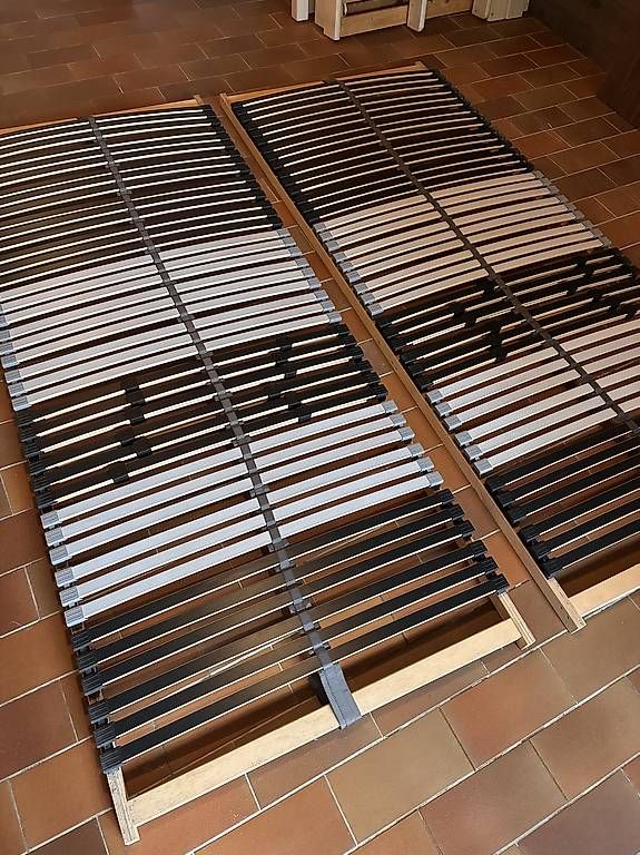 2 sommiers à lattes IKEA 80x200 cm ensemble 160x200 (Gebraucht) in ...