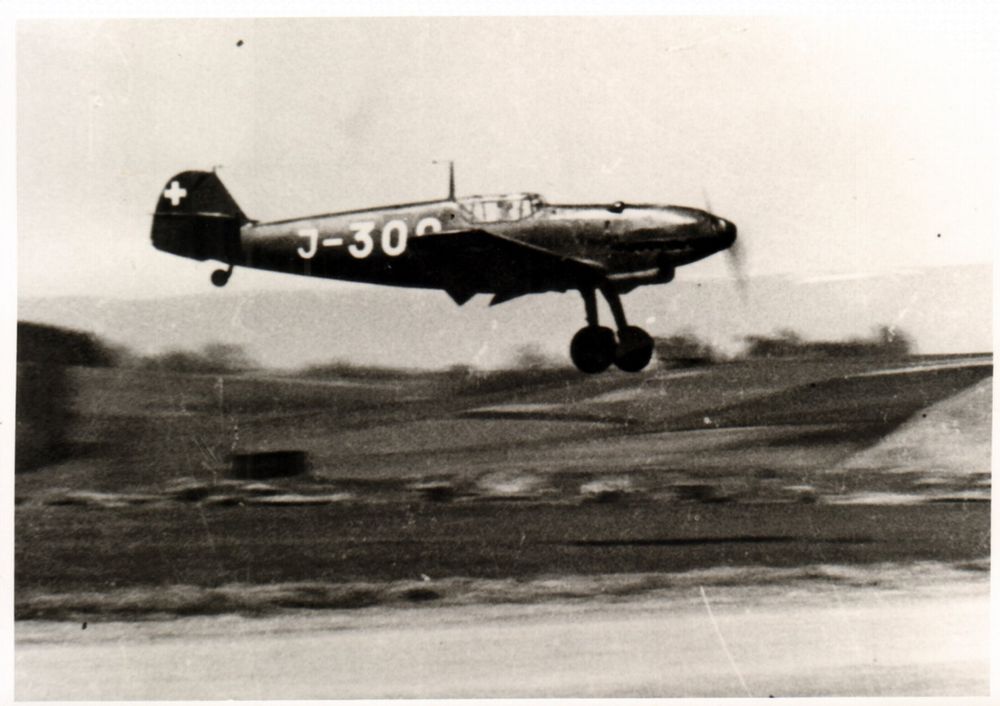 Messerschmitt Bf-109 E3 J-30? Swiss Air Force (Neu (gemäss Beschreibung ...
