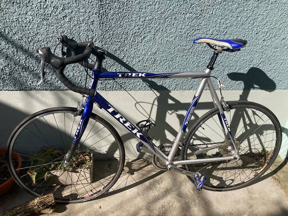 Vélo de course TREK (D'occasion) à Biel/Bienne pour CHF 390 – retrait ...