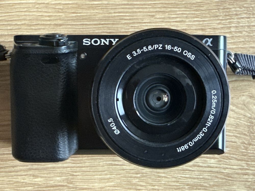 Sony Alpha 6000 Kit mit viel Zubehör, 2 Objektiven (Gebraucht) in ...