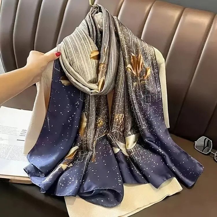 Modischer XXL Foulard Schal Edel Lady Like 💙 NEU (Neu und originalverpackt) in Bern für CHF 12 ...