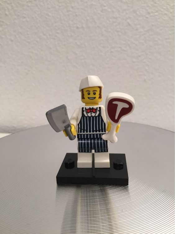 Lego Minifigures Butcher 🥩 Serie 6 von 2012 (Gebraucht) in Willisau für ...