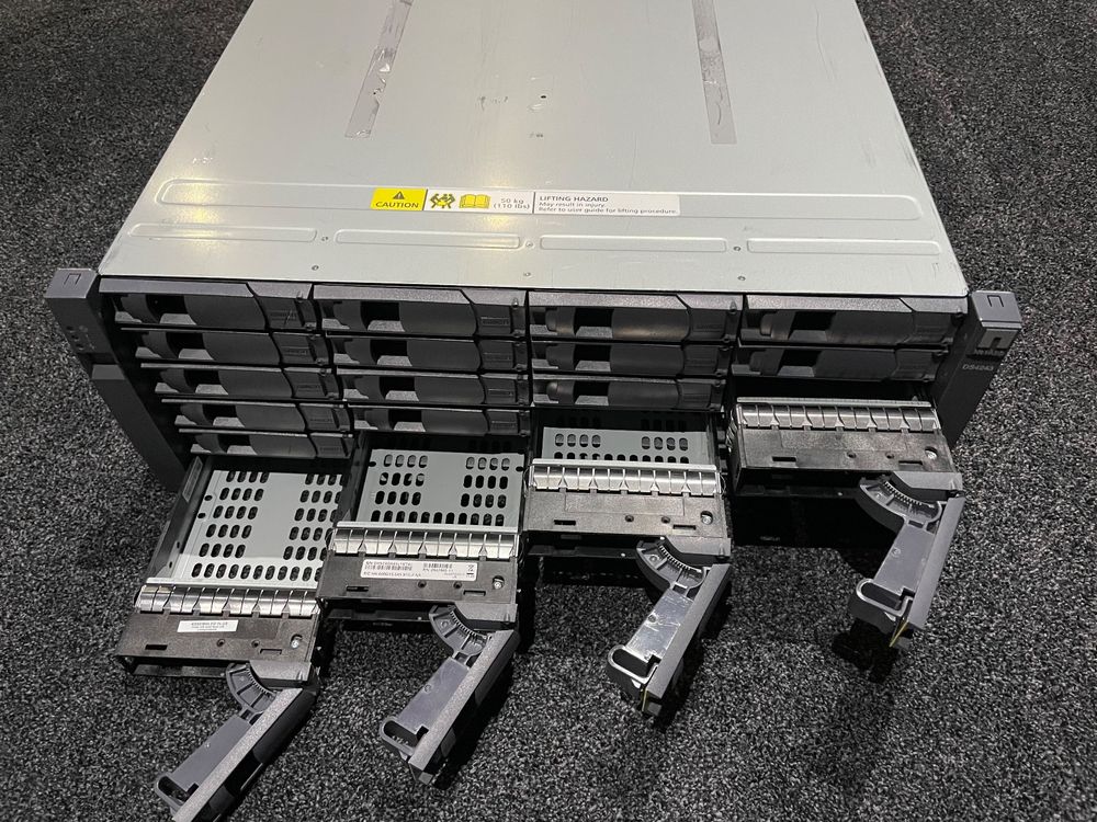 NetApp DS4243 NAJ-0801 24 Bay JBOD Disk Shelf, IOM6, 4 x PSU (Gebraucht ...