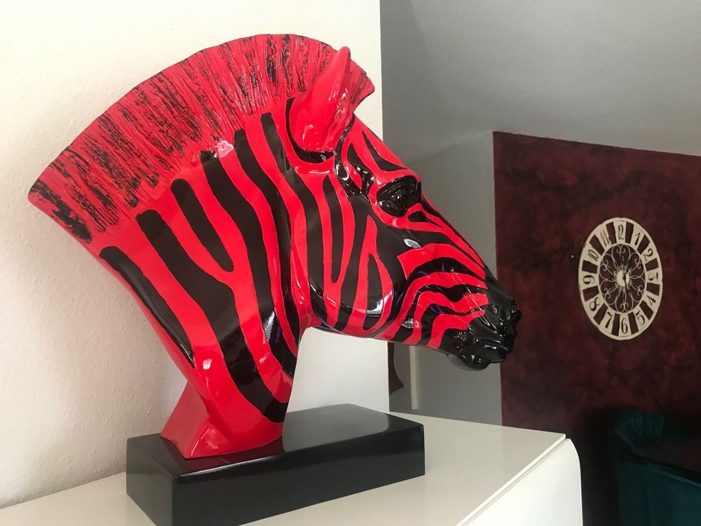Tête zèbre décorative rouge et noir | Kaufen auf Ricardo