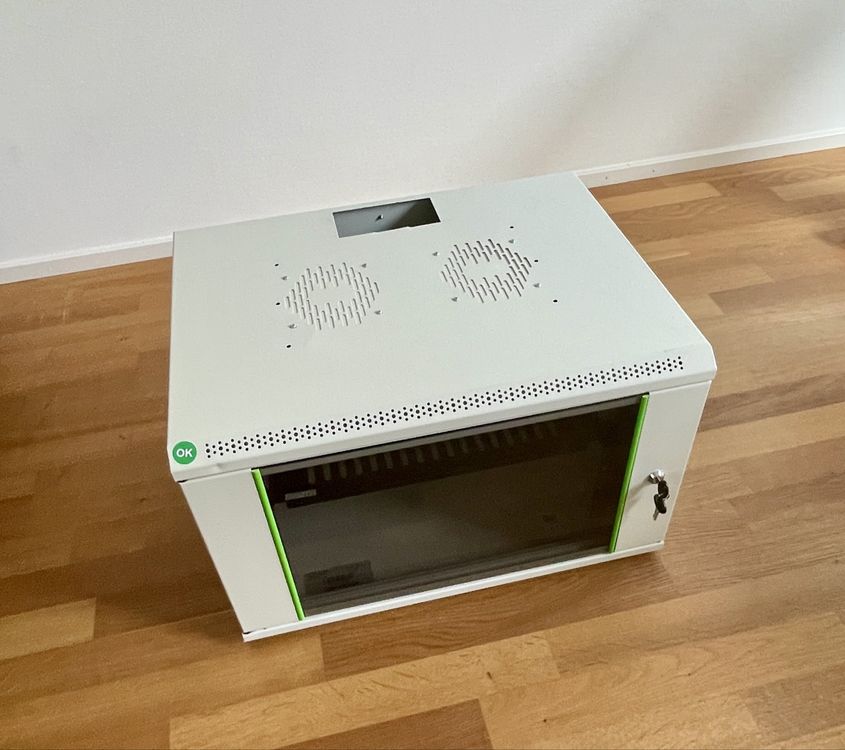 Wandschrank Serverschrank Server Rack Netzwerk | Kaufen auf Ricardo