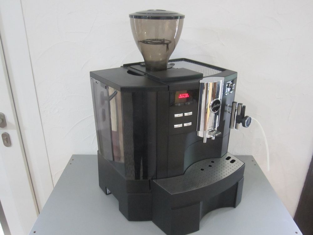 JURA Xs9 OneTouch FRISCH*REV ++Garant ( ca. 5000 Bezüge) (Gebraucht) in ...