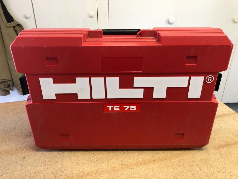 Hilti Koffer Box (Gebraucht) in für CHF 25 – nur Abholung auf Ricardo ...