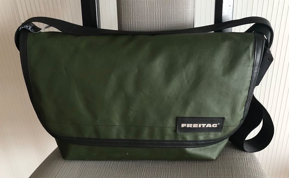 FREITAG Tasche Militärgrün/ Militär green , F42 Surfside 6 (Gebraucht ...