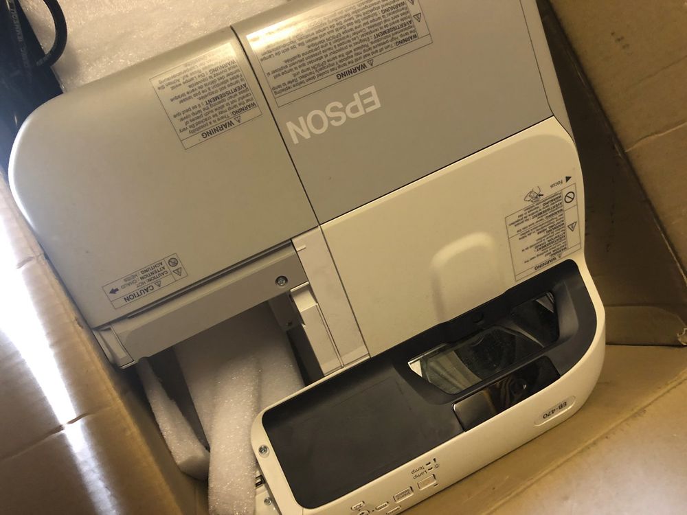 Epson EB-470 Heimkino Beamer Defekt | Kaufen auf Ricardo