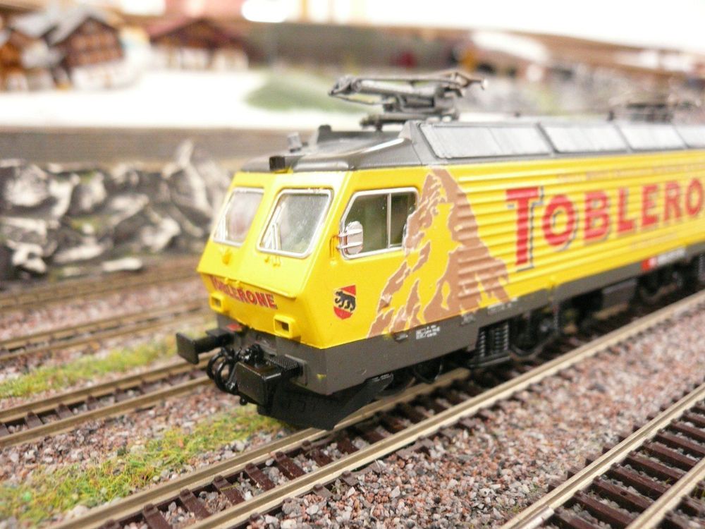 ROCO H0 RE 4/4 IV TOBLERONE GELB NEUWERTIG ODER NEU MIT OVP (Neu (gemäss Beschreibung)) in ...