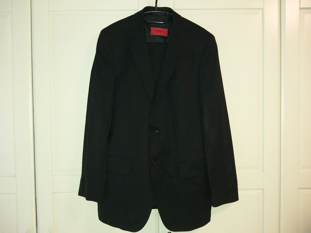 Costume/Anzug HUGO BOSS Taille/Grosse 48 (Gebraucht) in Cossonay-ville ...