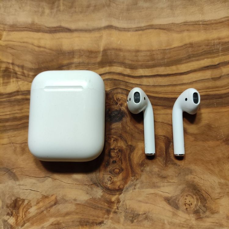 Apple Airpods 1.Gen | Kaufen auf Ricardo