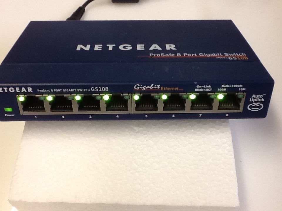 Netgear GS 108 mit Netzadapter (D'occasion) à Hölstein pour CHF 30 ...