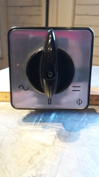 Elektro Schalter (Gebraucht) in für CHF 2 – mit Lieferung auf Ricardo ...