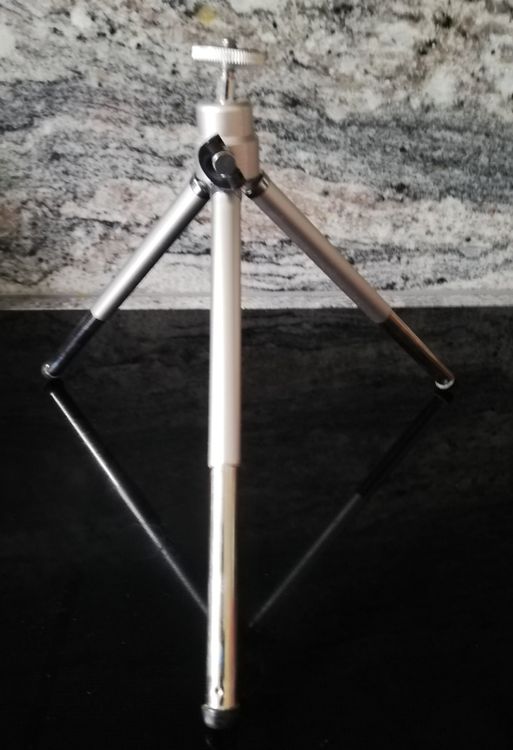 Mini-Teleskop-Stativ aus Aluminium für Kompakt-Kameras (Gebraucht) in ...
