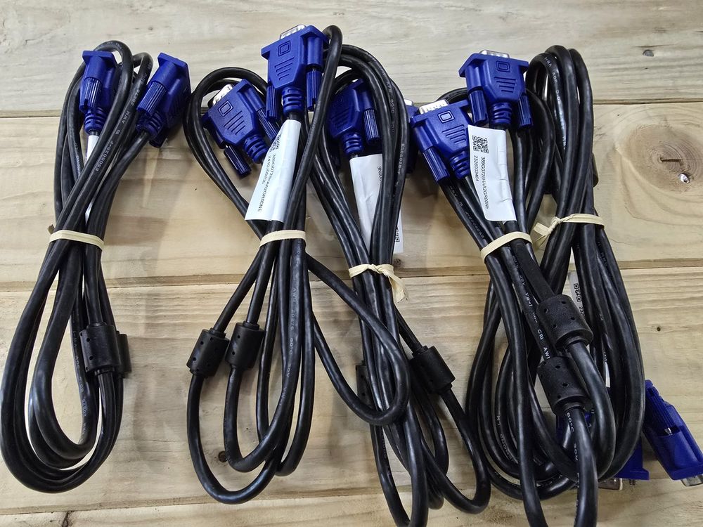 5x VGA Kabel Monitor Kabel Bildschirmkabel #280 | Kaufen auf Ricardo