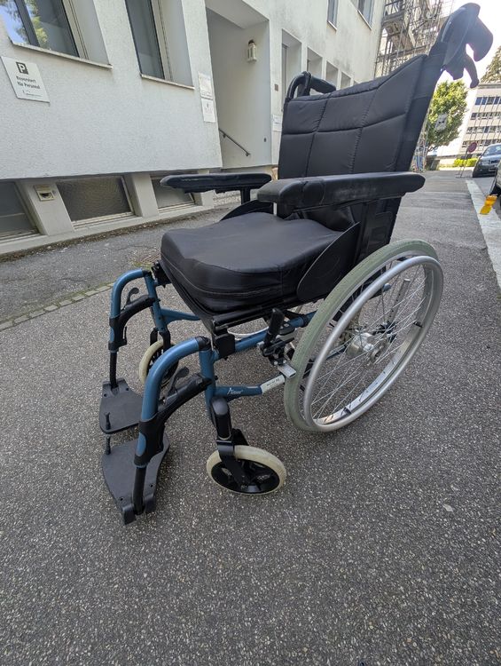 Moderner Alu Rollstuhl Invacare Action 3 | Kaufen auf Ricardo