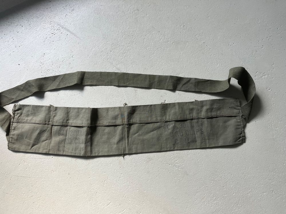 Original WWII US M1 CAL 30 Ball M2 8RD Clips Bandolier (D'occasion) à ...