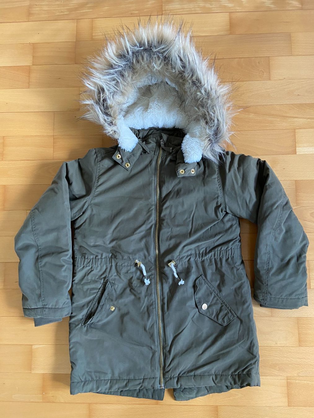 Winterjacke/Parka dick/warm, Gr. 140-152, neuwertig! (Neu (gemäss ...